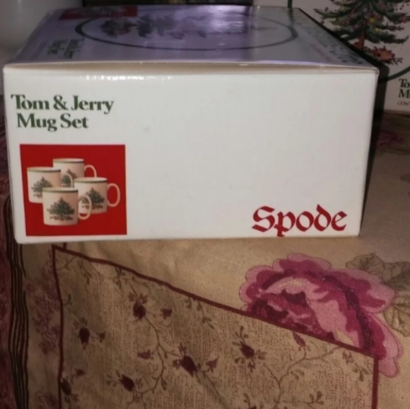 Spode | Dining | Spode Christmas Tom And Jerry Mug Set | Poshmark